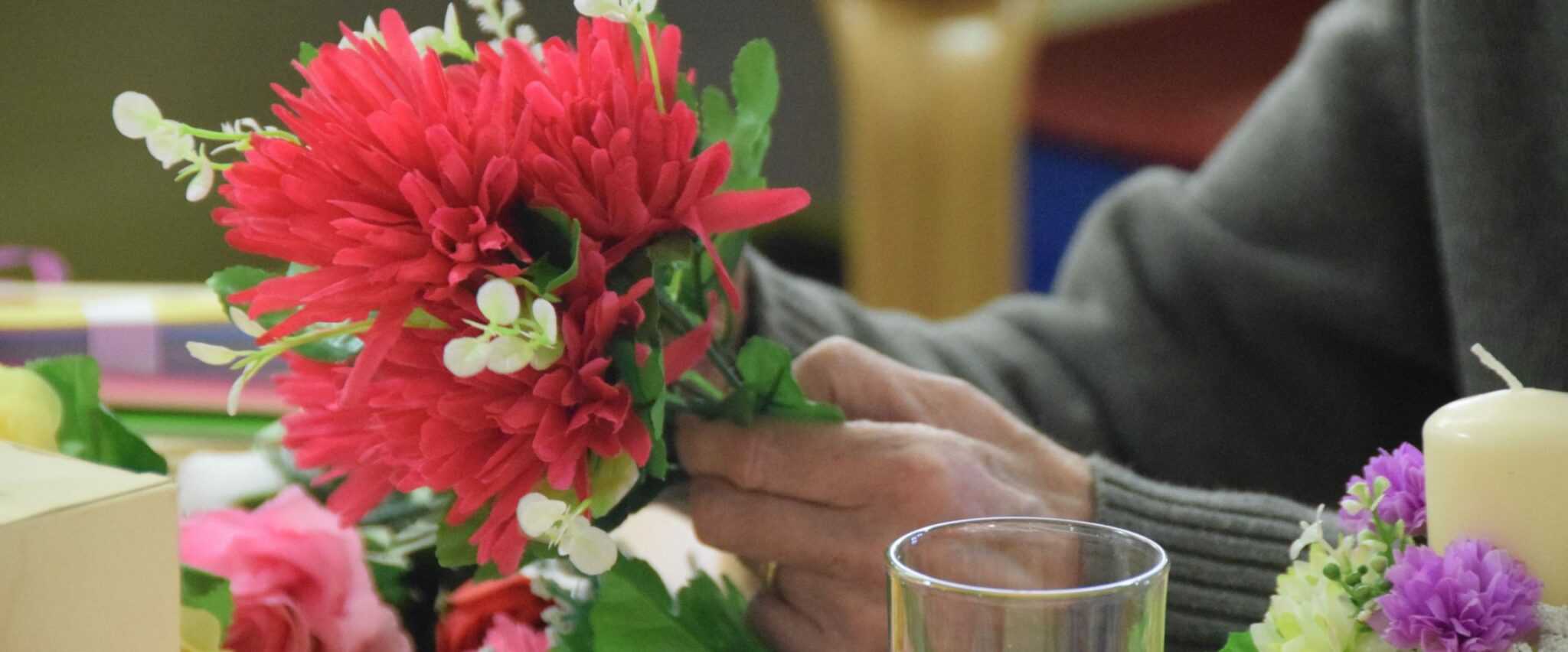 Creating beautiful flowers in the Day Hospice - Birmingham Hospice